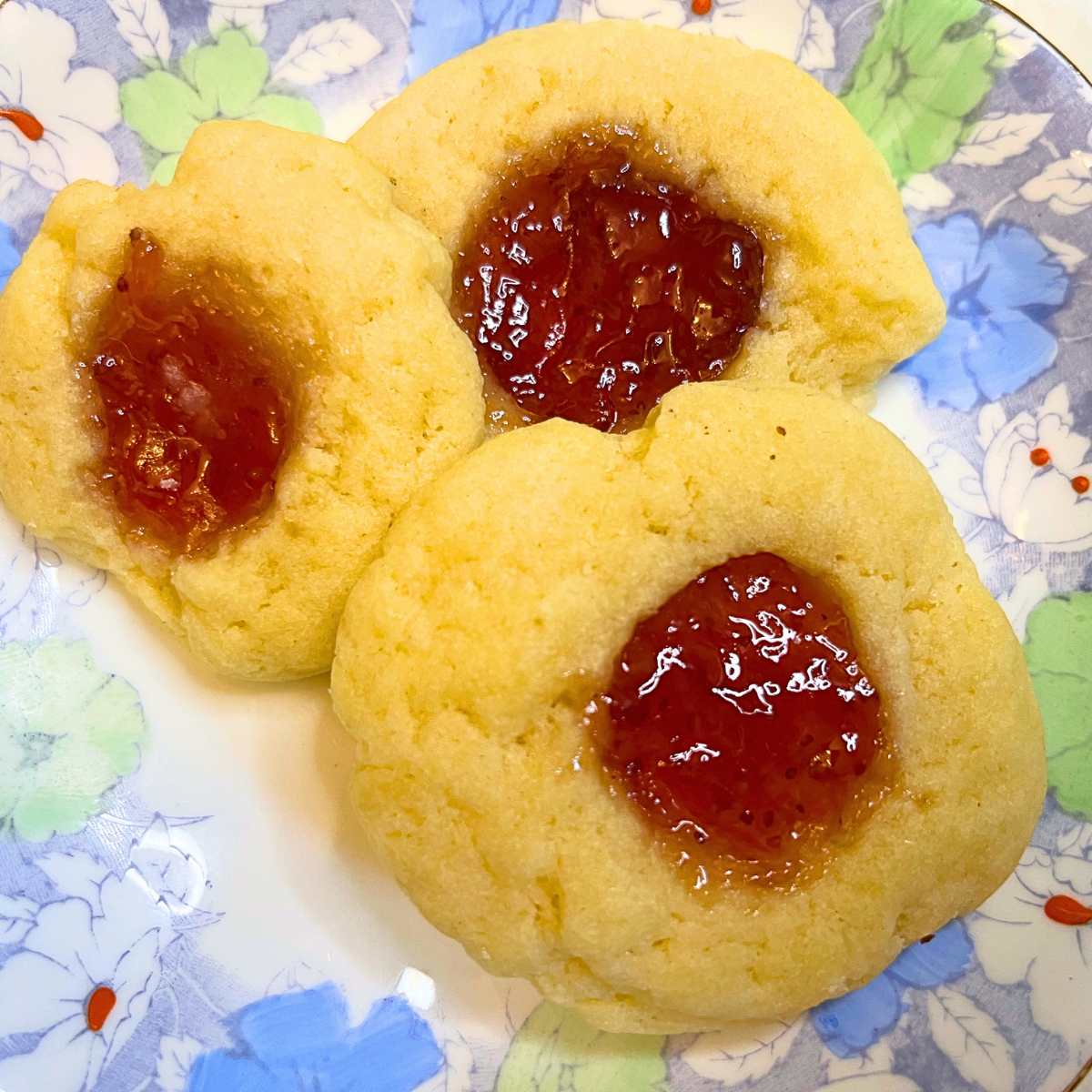 Vintage thimble or thumbprint cookies - Flour and Filigree