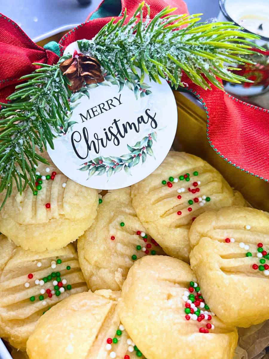 The Best Whipped Shortbread Cookies Ever! || Easy Holiday Cookie Recipe ...