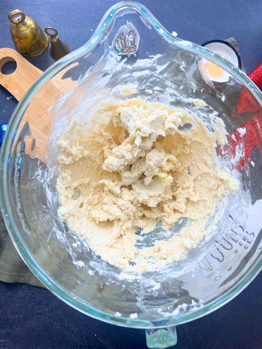 The Best Whipped Shortbread Cookies Ever! || Easy Holiday Cookie Recipe ...