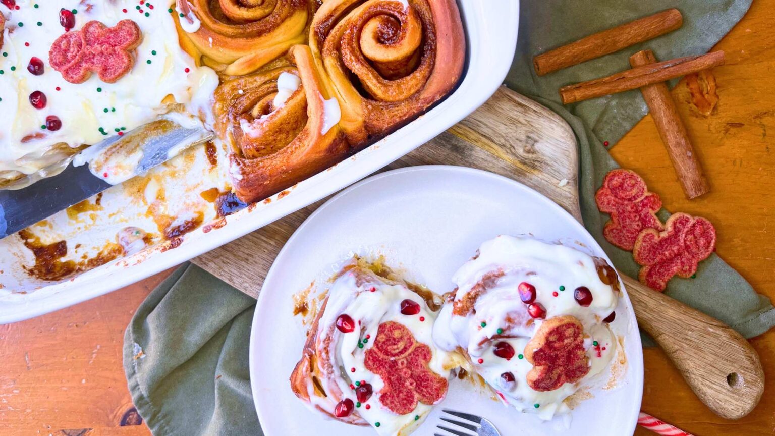 The Best Gingerbread Cinnamon Rolls Ever — Fluffy, Spiced, and Perfect ...